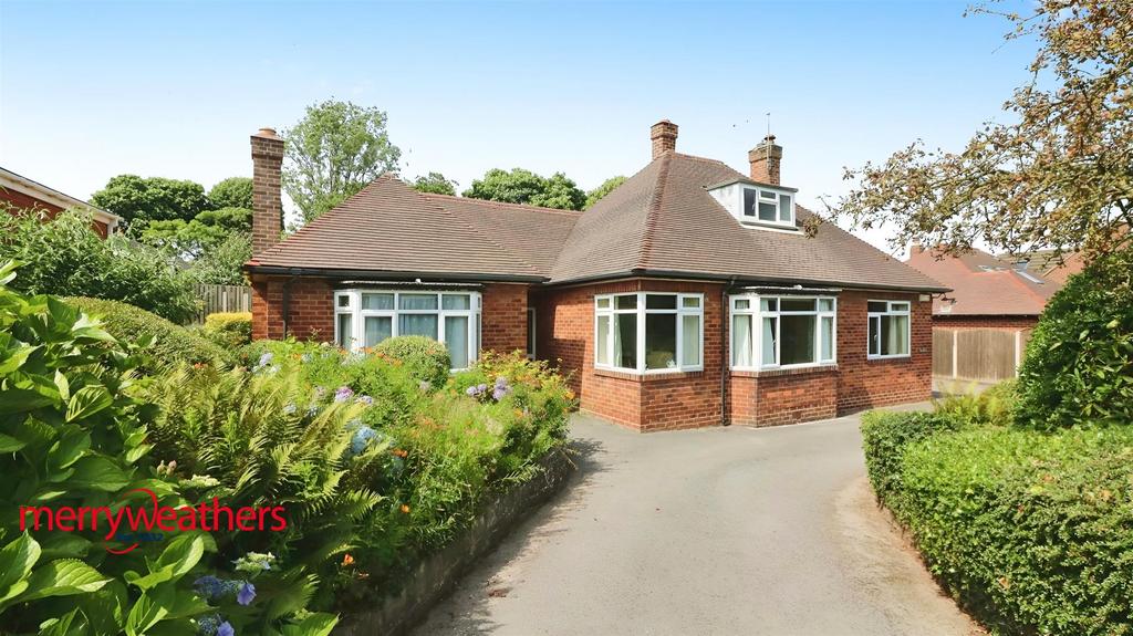 Spinneyfield, Rotherham 4 bed detached bungalow for sale - £400,000