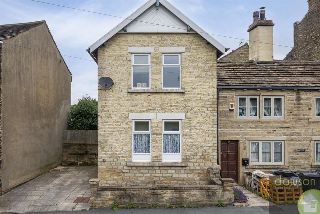 Elland Lane, Elland 3 bed end of terrace house - £200,000