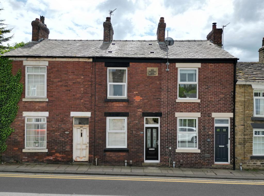 Hurdsfield Road, Macclesfield SK10 2 bed terraced house - £775 pcm (£ ...