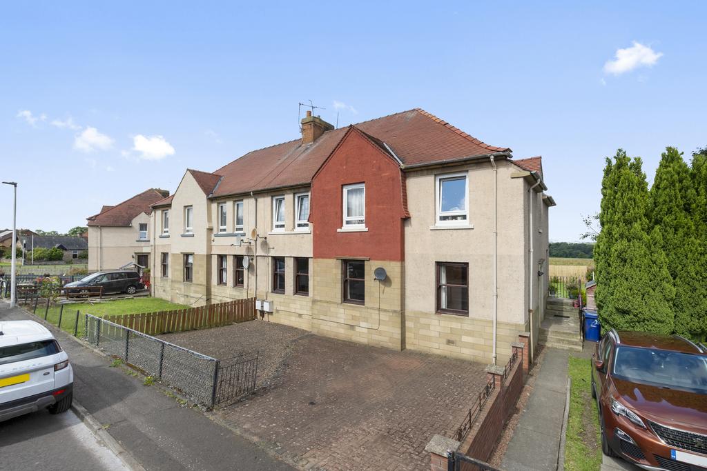 39 Reed Drive, Newtongrange, EH22 4SW 3 bed villa - £150,000