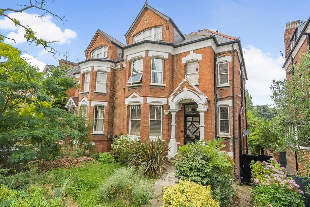 Avenue Road, Highgate 4 bed flat - £1,500,000