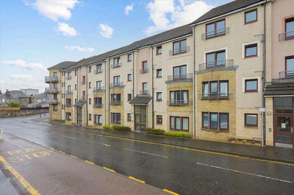 Flat 2, 64 Cow Wynd, FK1 5EA 2 bed apartment - £124,000