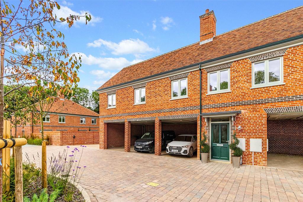 House 20a, Chiseldon SN4 2 bed semi-detached house - £350,000