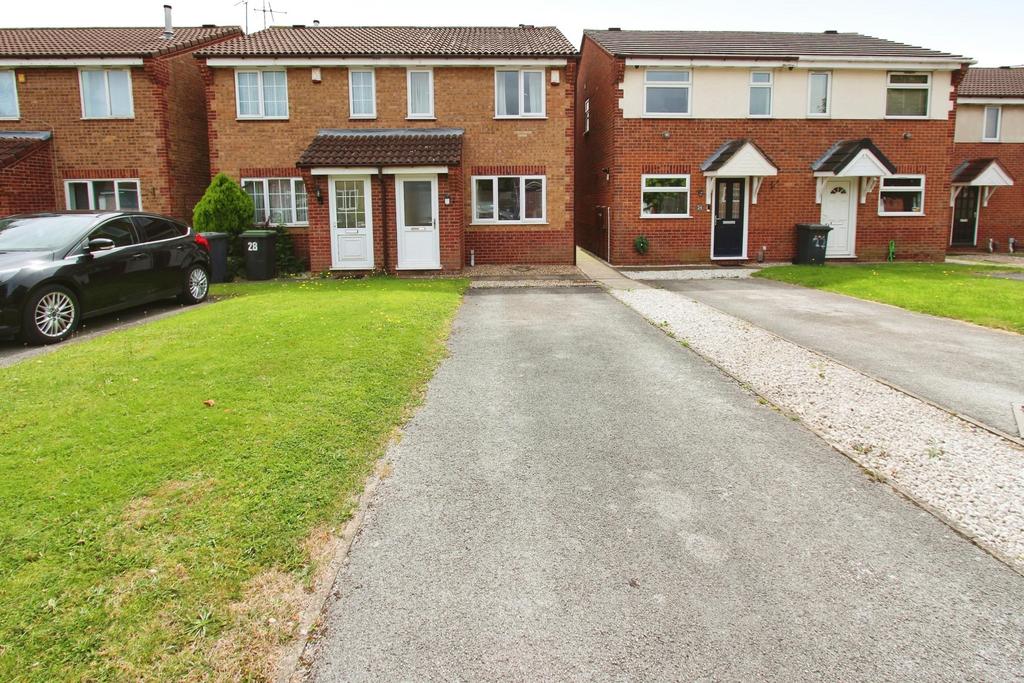Ayton Gardens, Chilwell, Chilwell, NG9 2 bed semi-detached house - £200,000