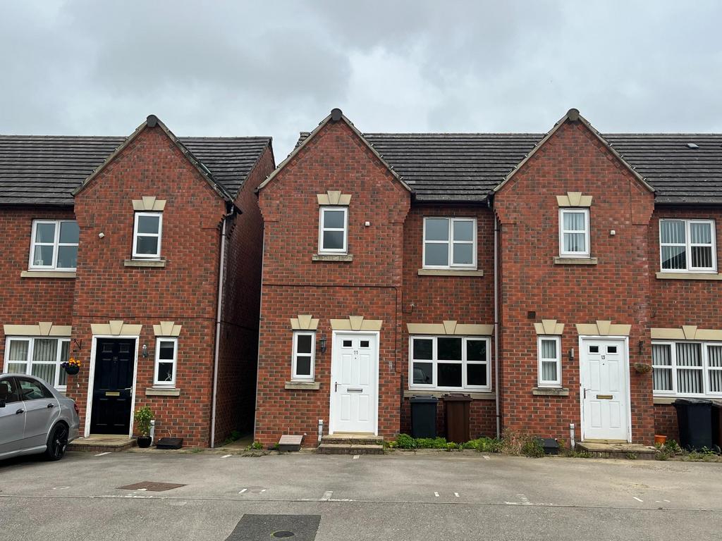 Houghton Close, Asfordby Hill LE14 3 bed terraced house - £850 pcm (£ ...