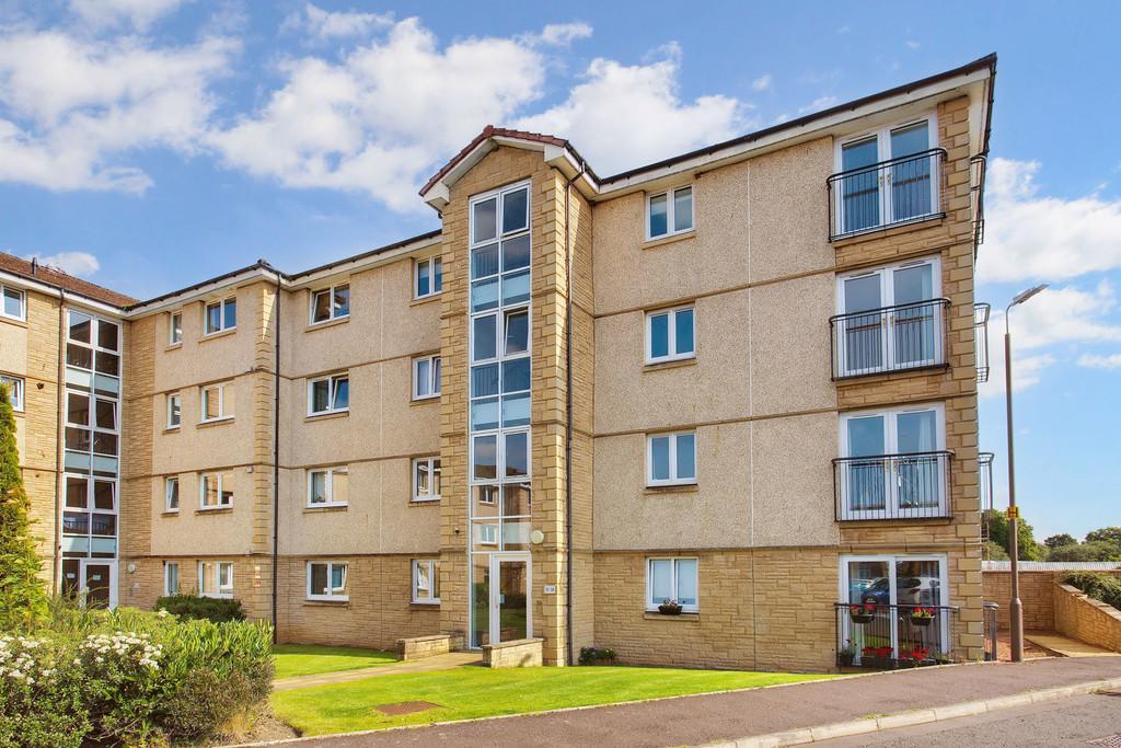 Newlands Court, Bathgate 2 bed ground floor flat - £119,500