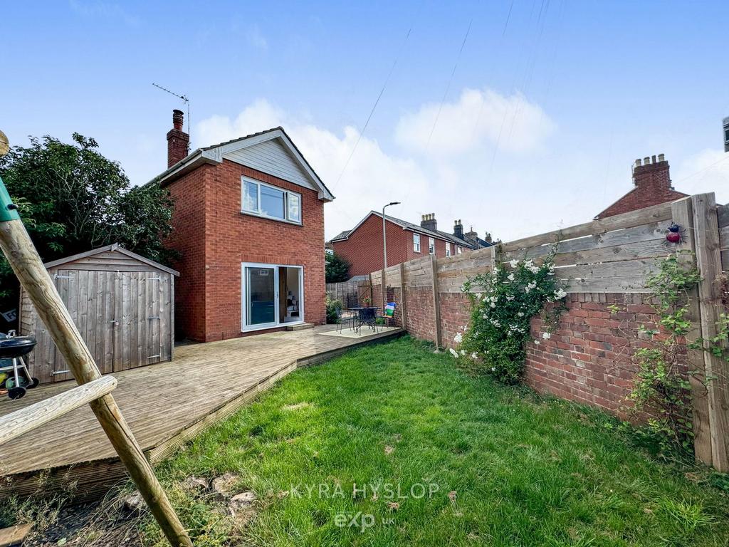 Alpha Street, Exeter EX1 3 bed detached house - £300,000