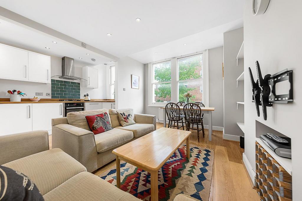 Stirling Road, London SW9 2 bed flat - £550,000