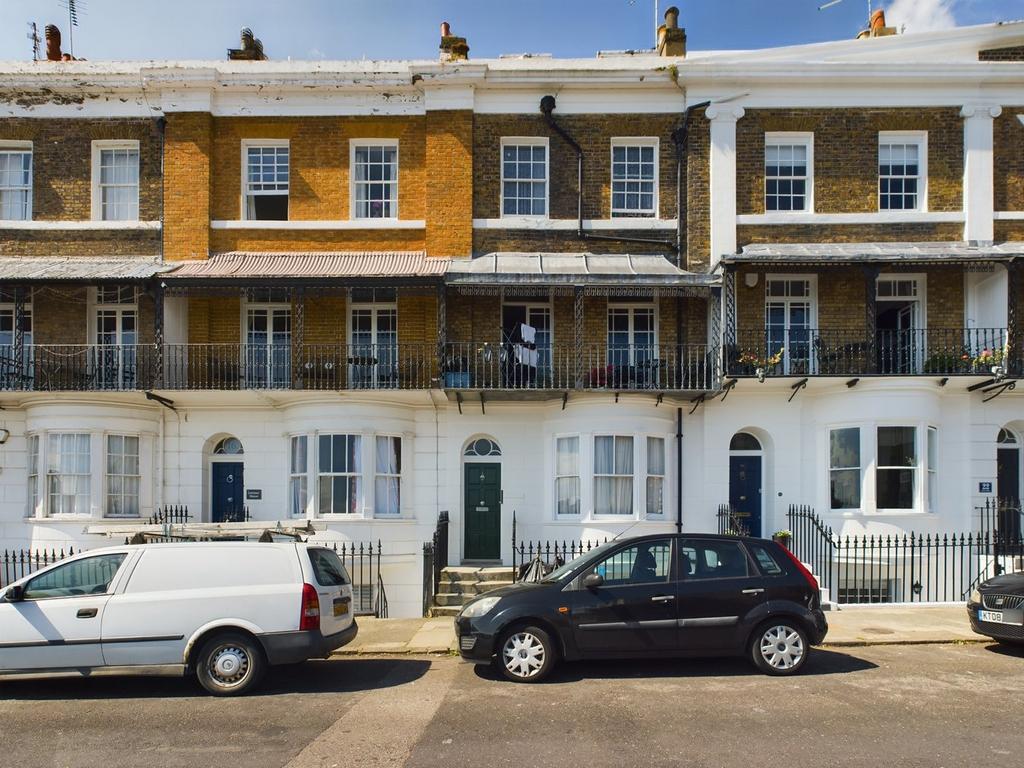 Royal Road, Ramsgate, CT11 1 bed flat - £179,500