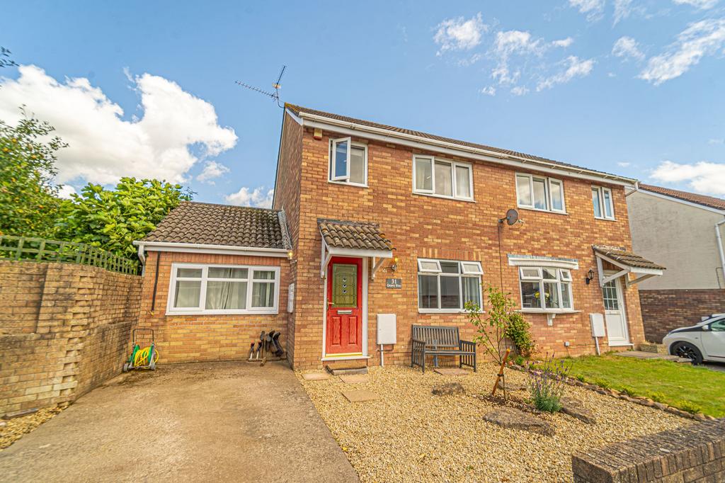 Quarry Rise, Undy, NP26 3 bed semi-detached house - £300,000