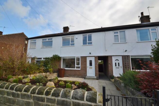 Norfolk Gardens, Leeds LS7 3 bed townhouse - £1,400 pcm (£323 pw)