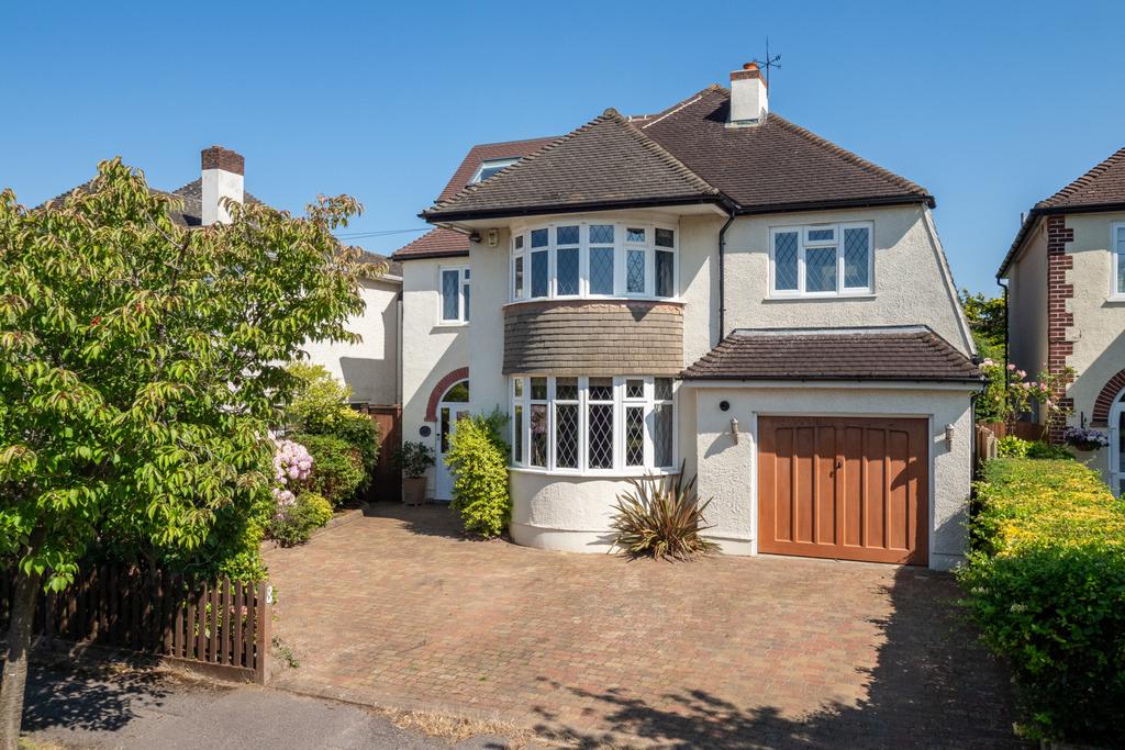 Ranmore Road, Sutton SM2 6 bed detached house - £1,200,000