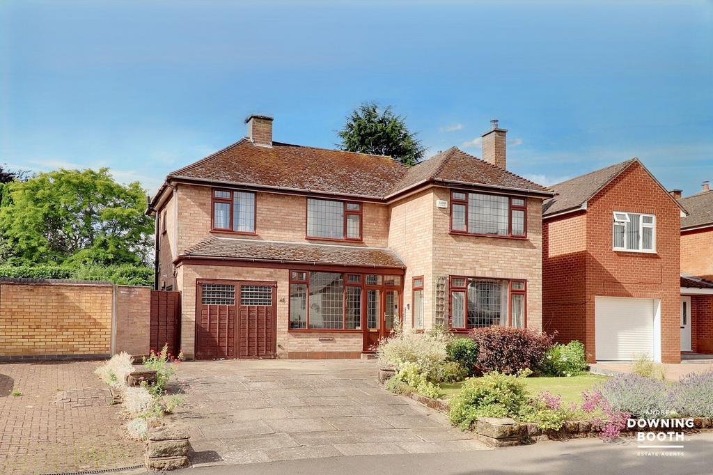 The Leasowe, Lichfield WS13 4 bed detached house - £475,000