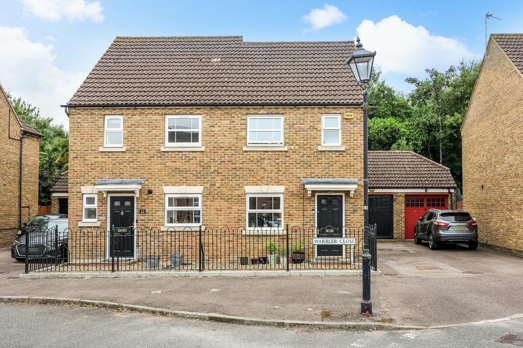 Aylesbury HP19 2 bed semi-detached house - £335,000