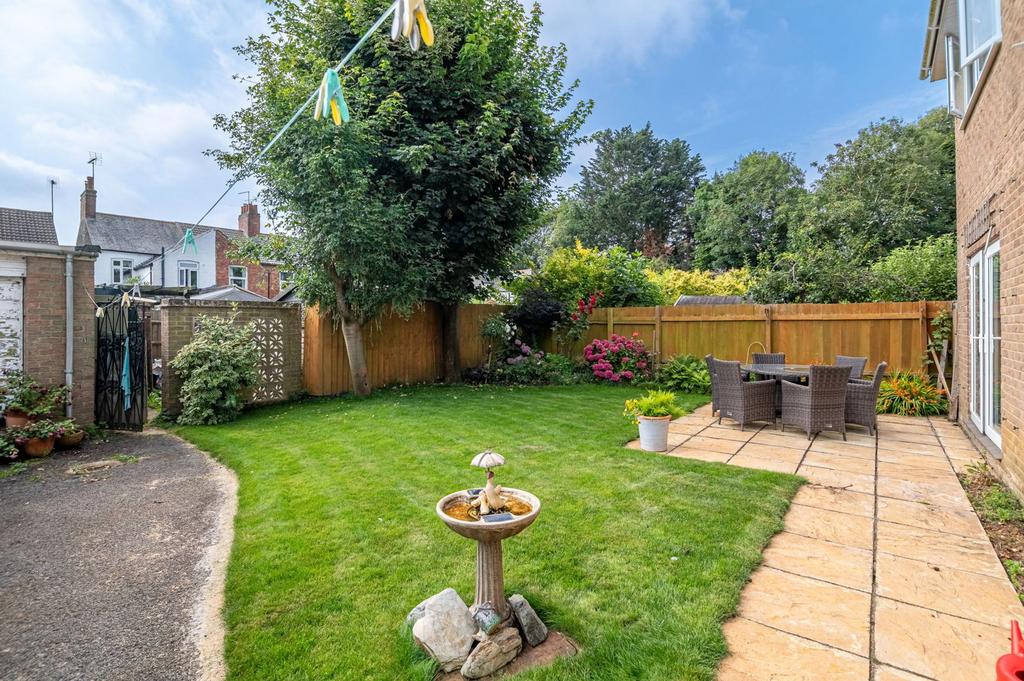 Parklands Close, Loddington NN14 4 bed detached house for sale - £500,000
