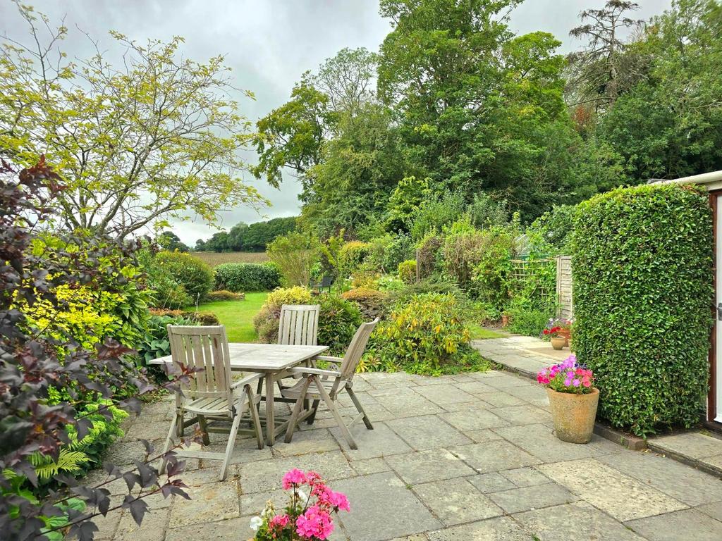 The Paddock, Welton, Daventry, NN11 2JL 3 bed semi-detached bungalow ...