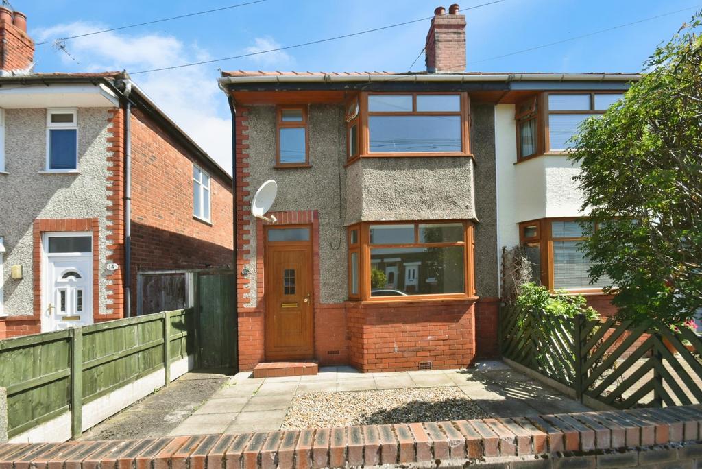 St Johns Road, Wrexham, LL13 2 bed semi-detached house - £140,000
