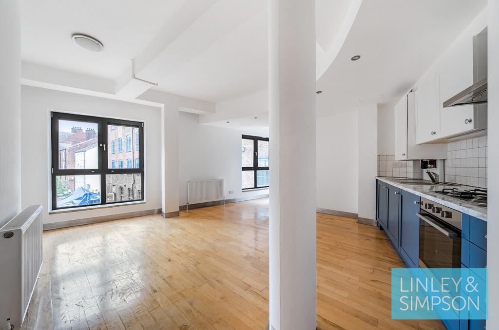 SIMPSONS FOLD WEST, 22 DOCK STREET... 1 bed flat - £165,000
