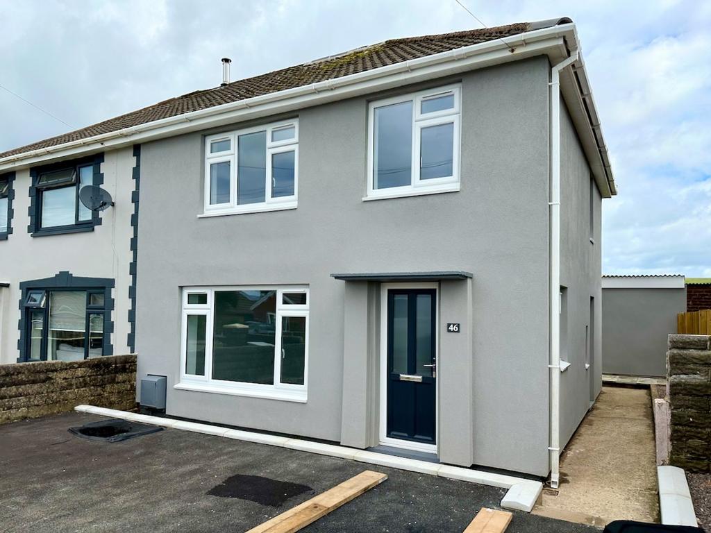 Brynawel, Bettws, CF32 3 bed semi-detached house - £975 pcm (£225 pw)