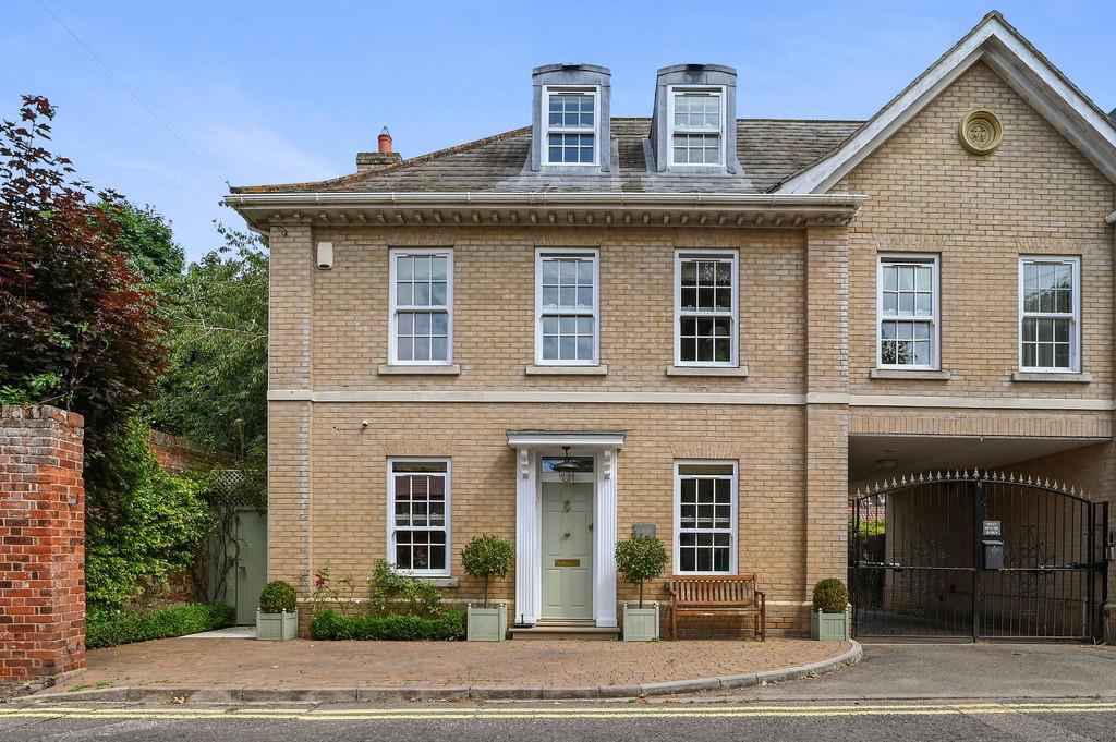 School Street Ipswich IP6 3 Bed Townhouse 500 000