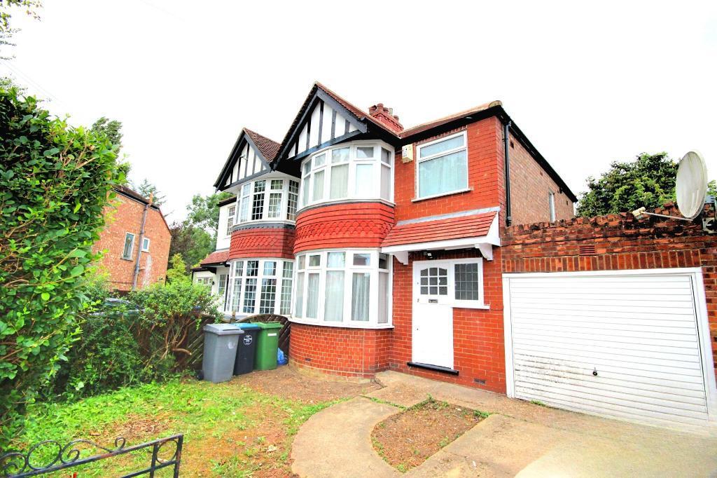 LANCELOT CRESCENT, WEMBLEY, HA0 2AU 3 bed semi-detached house - £2,600 ...