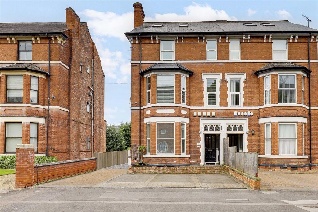 Musters Road, West Bridgford NG2 2 bed flat for sale - £160,000