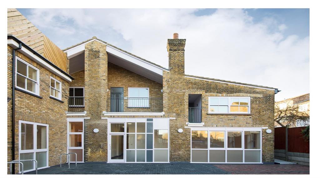 Roding Road, London Studio - £1,350 pcm (£312 pw)