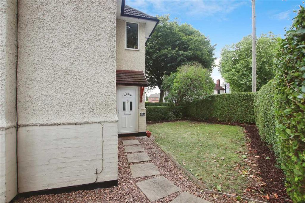 Wragby Road, Lincoln 2 bed semi-detached house - £160,000
