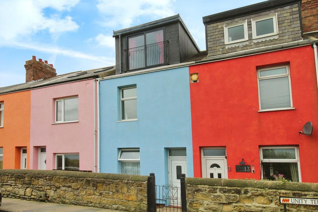 Unity Terrace, Cambois, NE24 3 bed terraced house - £115,000