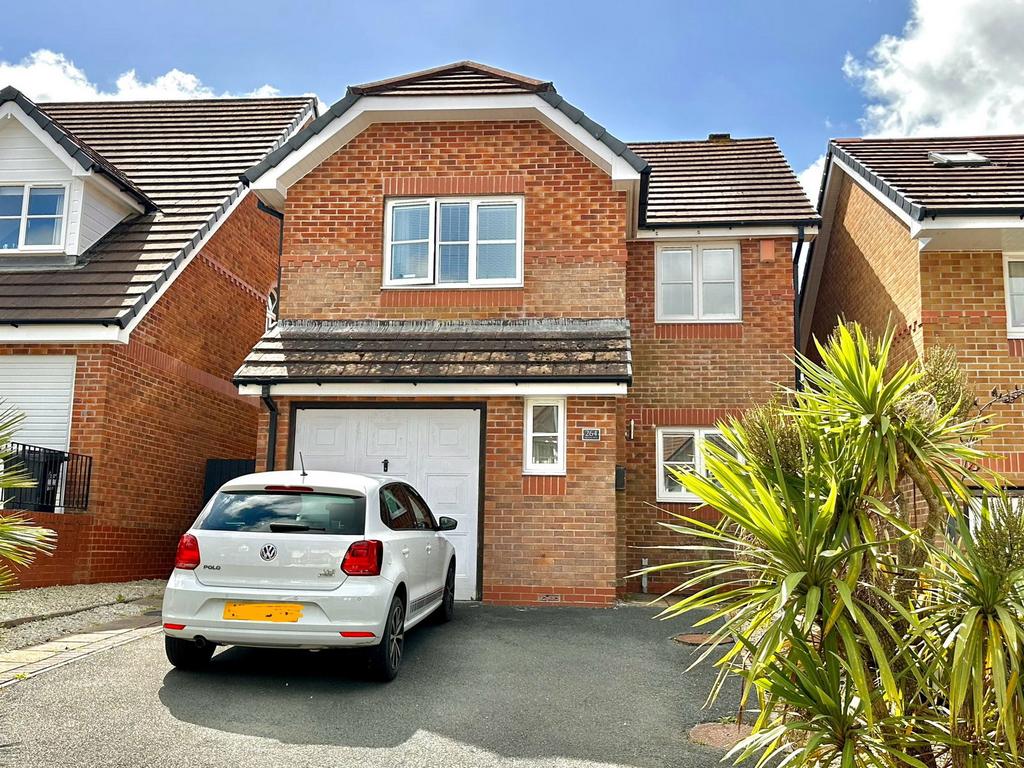 Manor View, Par PL24 4 bed detached house for sale - £330,000