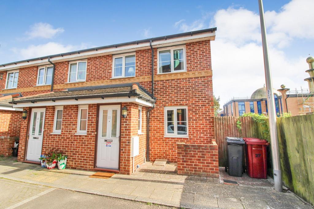 Battle Place, Reading, RG30 3 bed end of terrace house - £1,600 pcm (£ ...