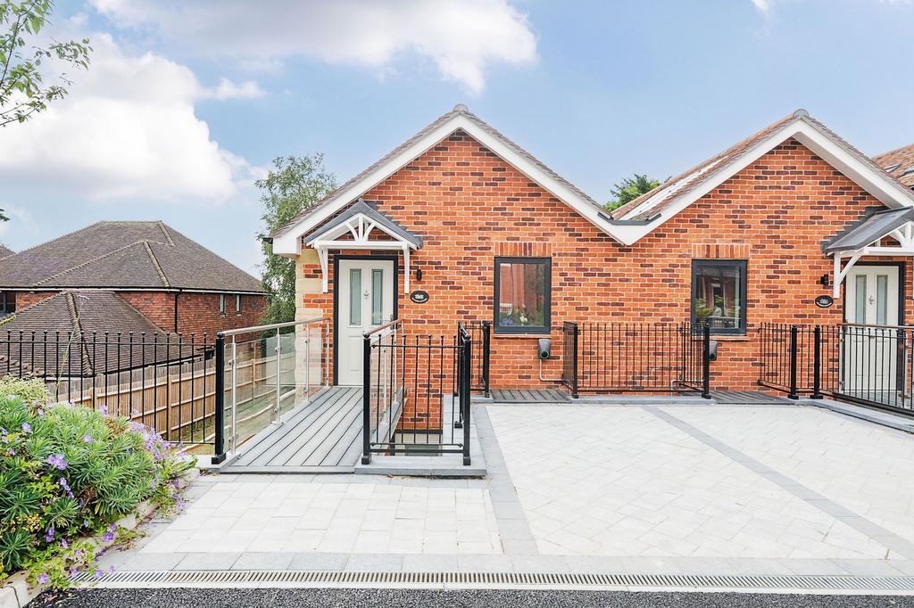 Craigmore Hall, Crowborough Hill... 2 bed semi-detached house for sale ...
