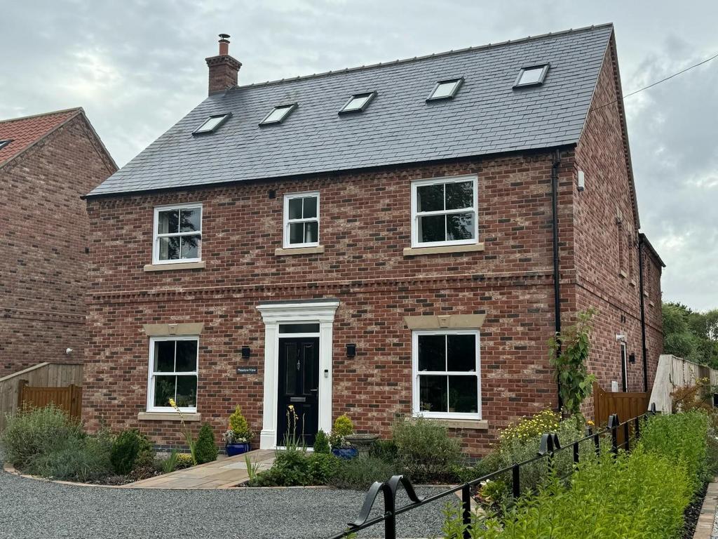 Main Street, South Duffield, Selby 6 bed detached house - £765,000