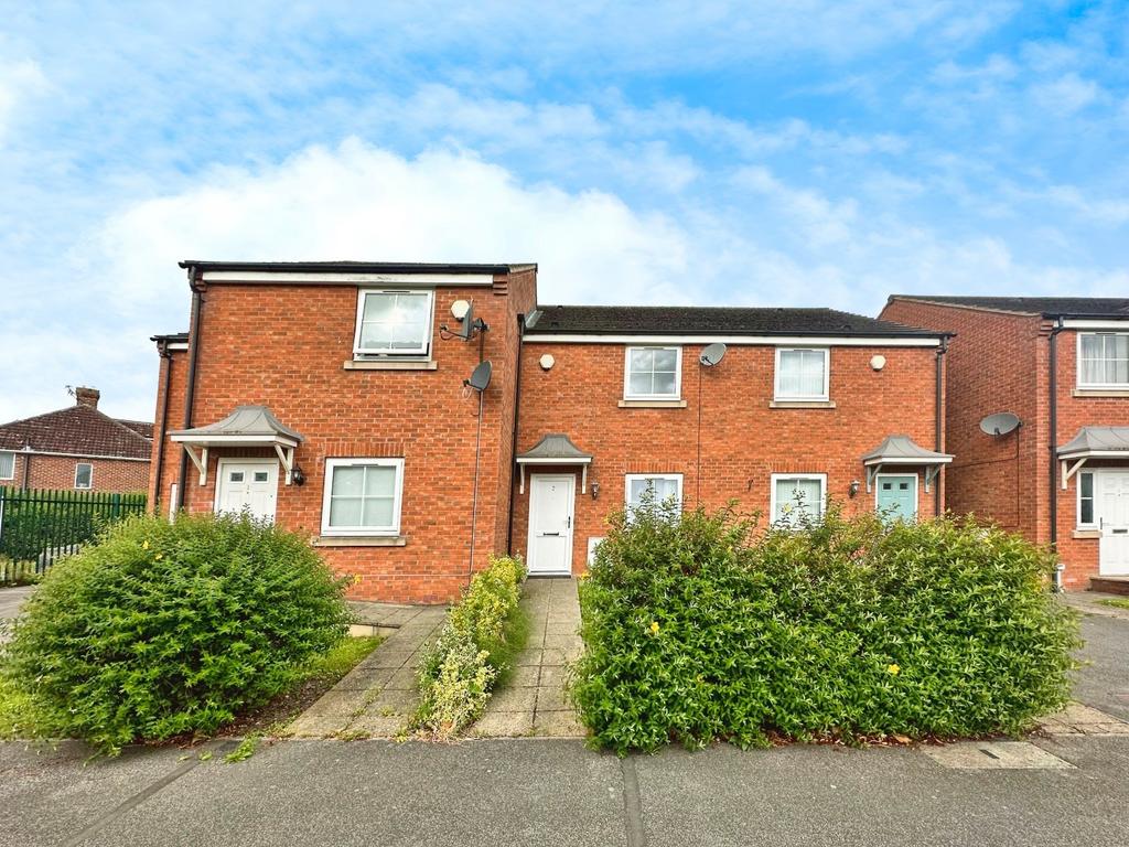 St. Josephs Court, North Yorkshire YO30 2 bed terraced house - £1,500 ...