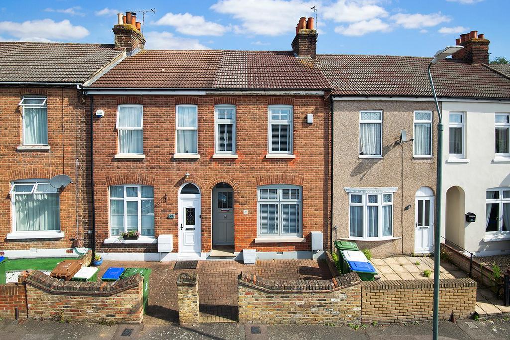 Upper Grove Road, Belvedere, DA17 2 bed terraced house - £375,000