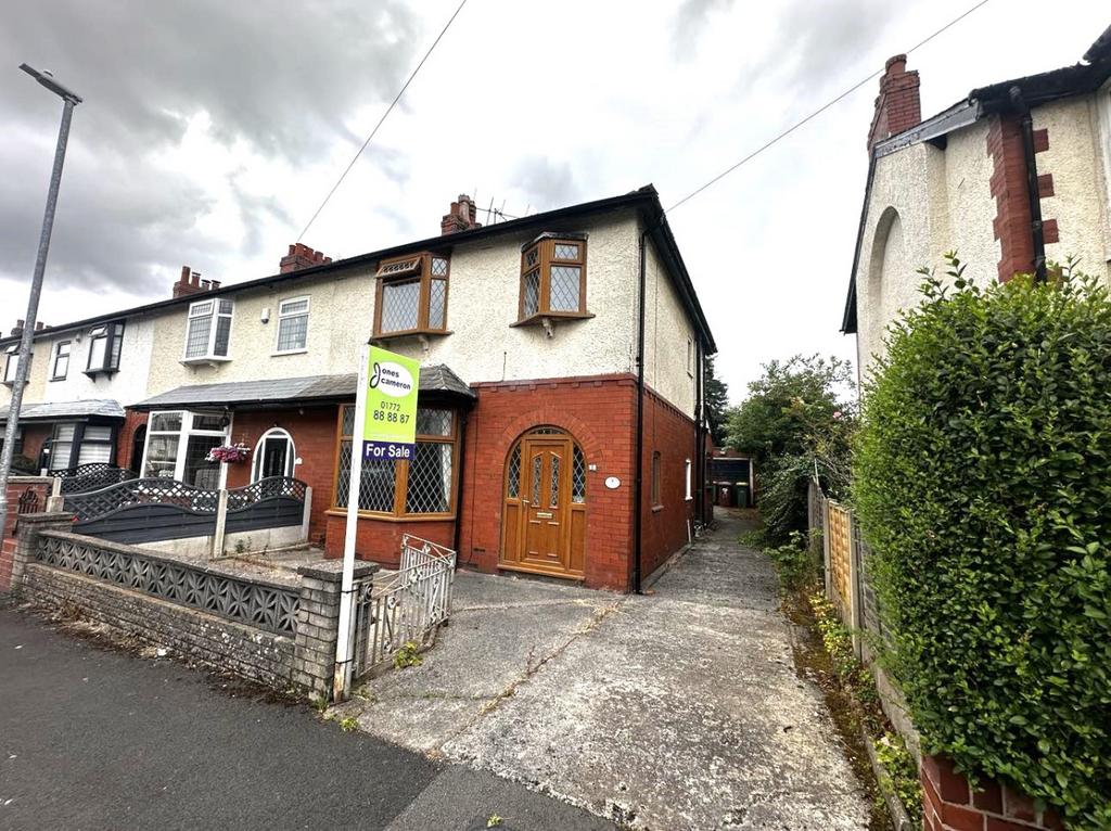 Parkfield Avenue Preston PR2 1JB 3 bed semi-detached house - £155,000
