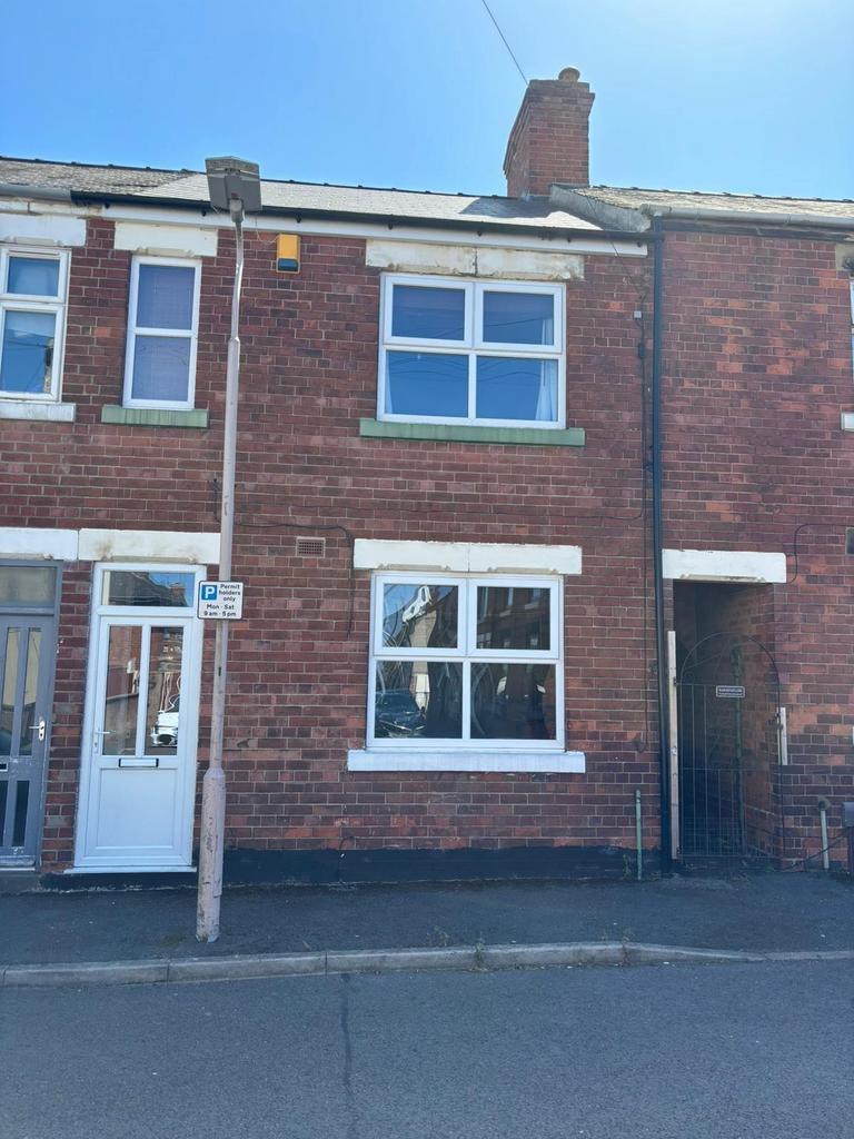Kipling Street, Mansfield, NG18 3 bed terraced house - £950 pcm (£219 pw)