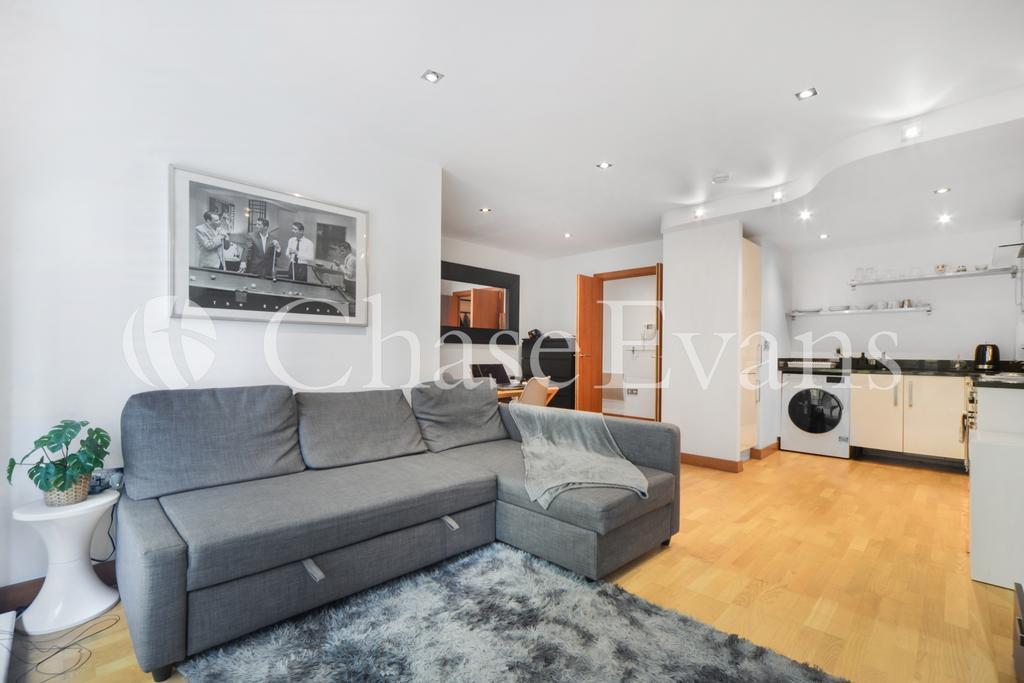 Block Wharf, Cuba Street, Canary... 2 bed apartment - £410,000
