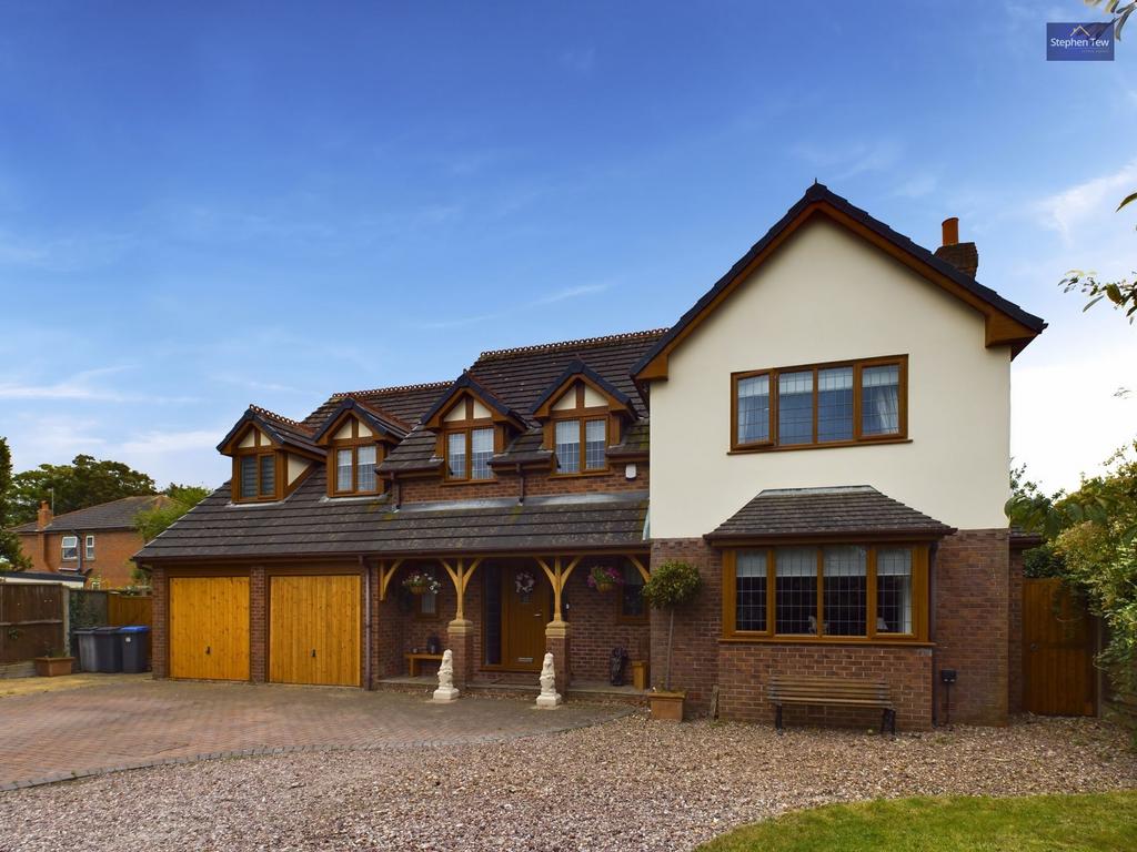 Common Edge Road, Blackpool, FY4 5 bed detached house for sale - £500,000