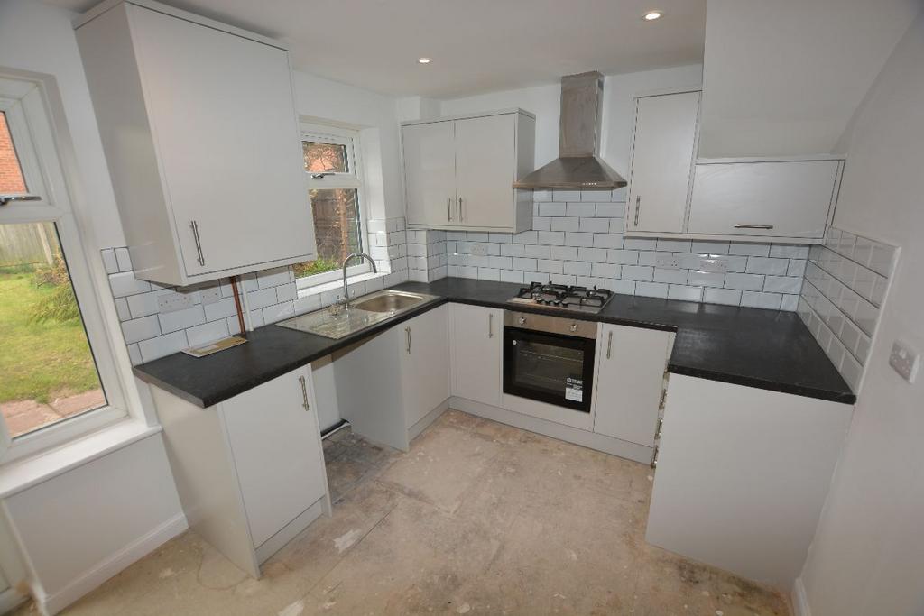 Newton Close, Gateford, Worksop 3 bed semi-detached house - £930 pcm (£ ...