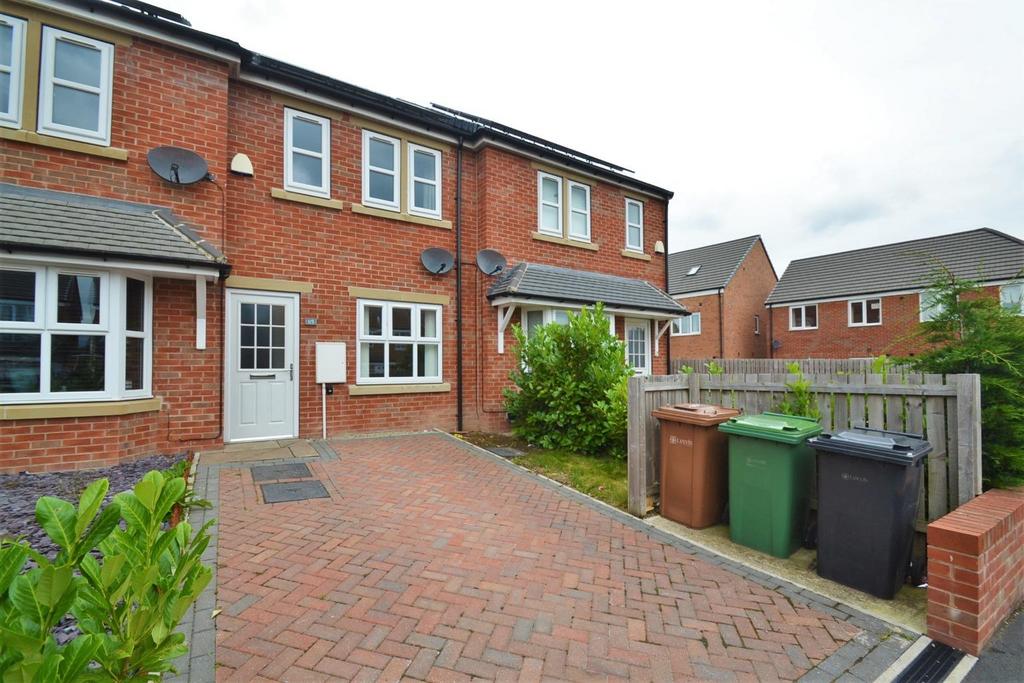 Swarcliffe Avenue, Swarcliffe, Leeds... 2 bed townhouse - £900 pcm (£ ...