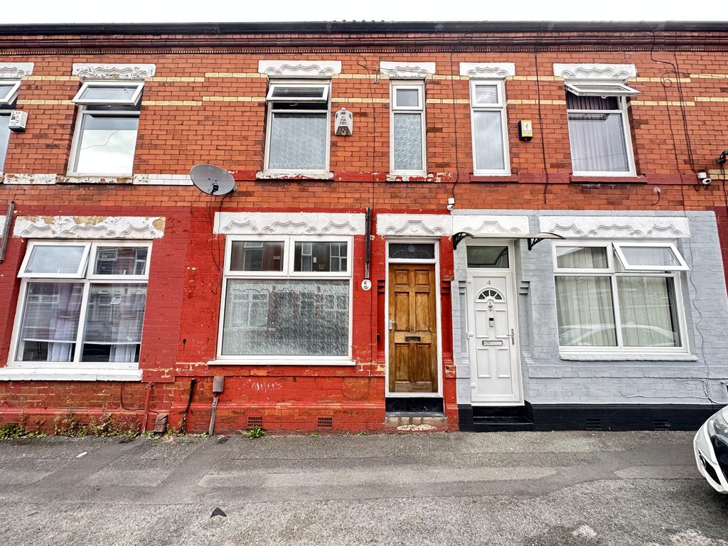 Methuen Street, Manchester, M12 2 bed terraced house - £1,050 pcm (£242 pw)