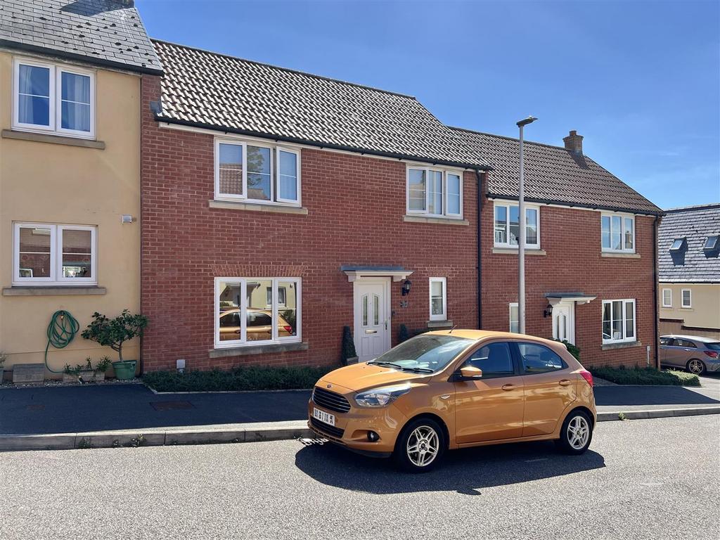 Dukes Way, Axminster EX13 3 bed terraced house for sale - £265,000