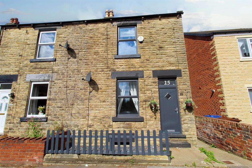 New Street, Mapplewell, Barnsley 2 bed character property - £140,000