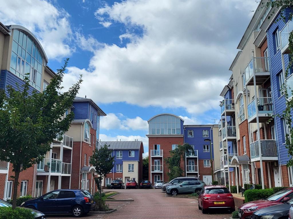 Ausden Place, Watford, WD17 1 bed flat for sale - £250,000