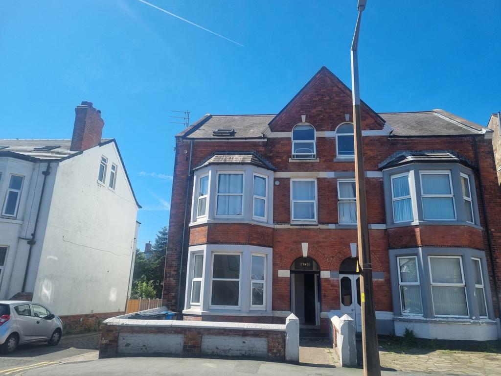 St. Andrews Road South, Lytham St.... 2 bed flat - £695 pcm (£160 pw)