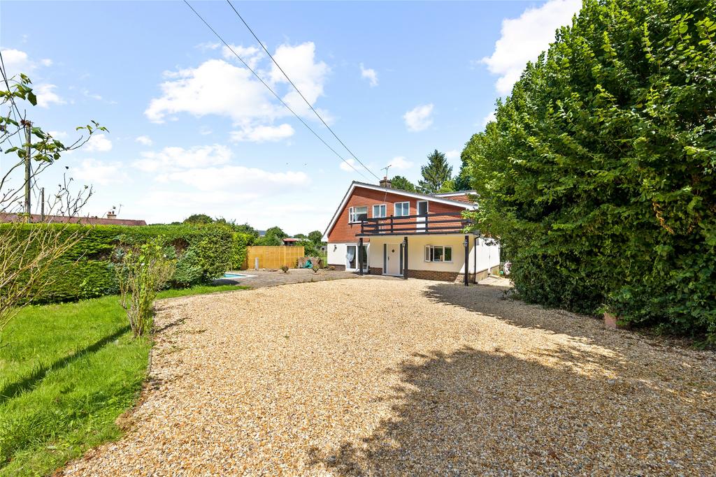 Wire Mill Lane, Newchapel, Lingfield... 5 bed detached house - £1,100,000