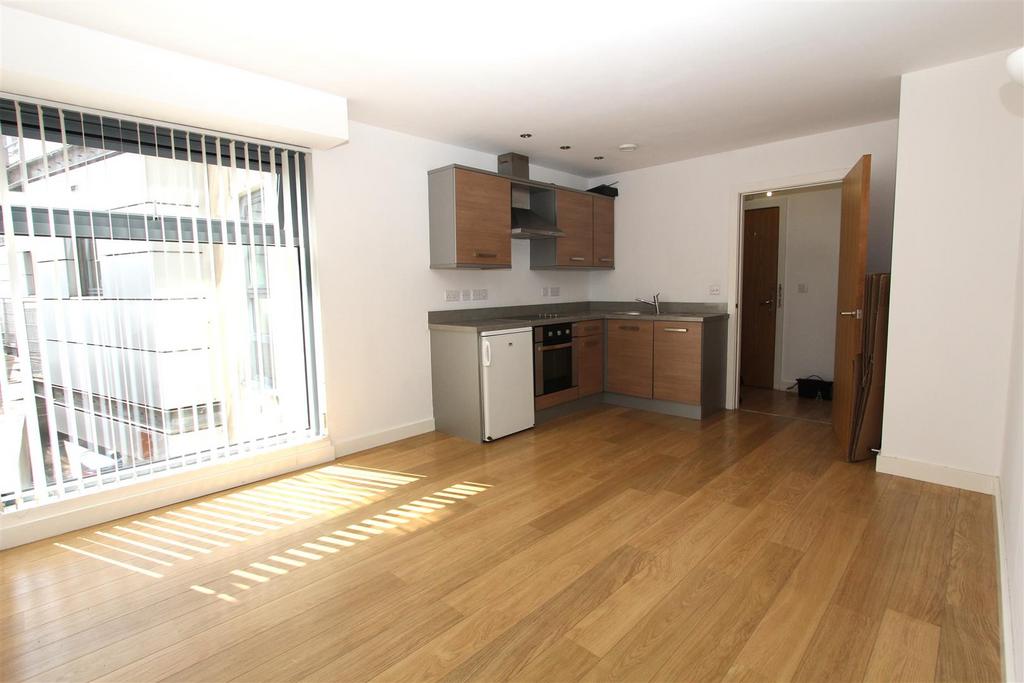 Waterloo Court, Hunslet Road 1 bed flat - £800 pcm (£185 pw)