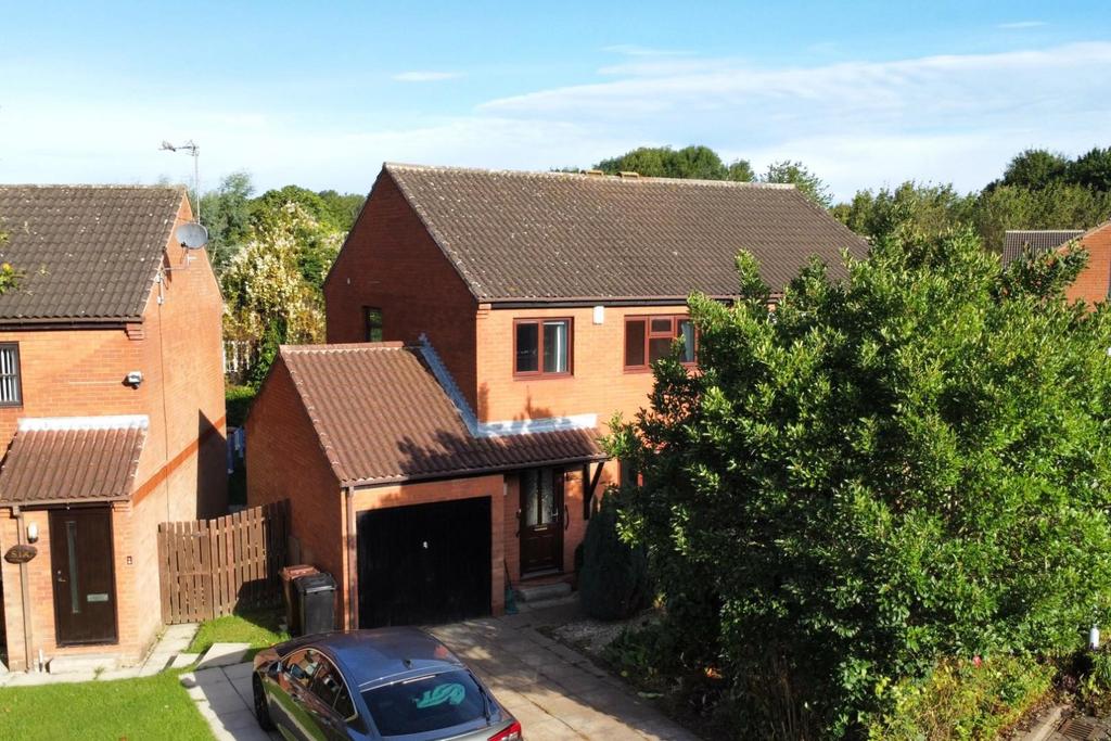 Chantry Croft, Colton, Leeds 3 bed semi-detached house for sale - £230,000