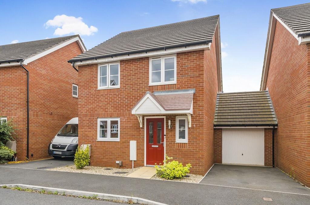 Cranbrook, Exeter EX5 4 bed detached house for sale - £325,000